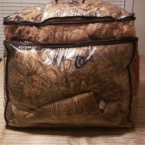 Lenox | Bedding | Lenox Queen Size Comforter | Poshmark